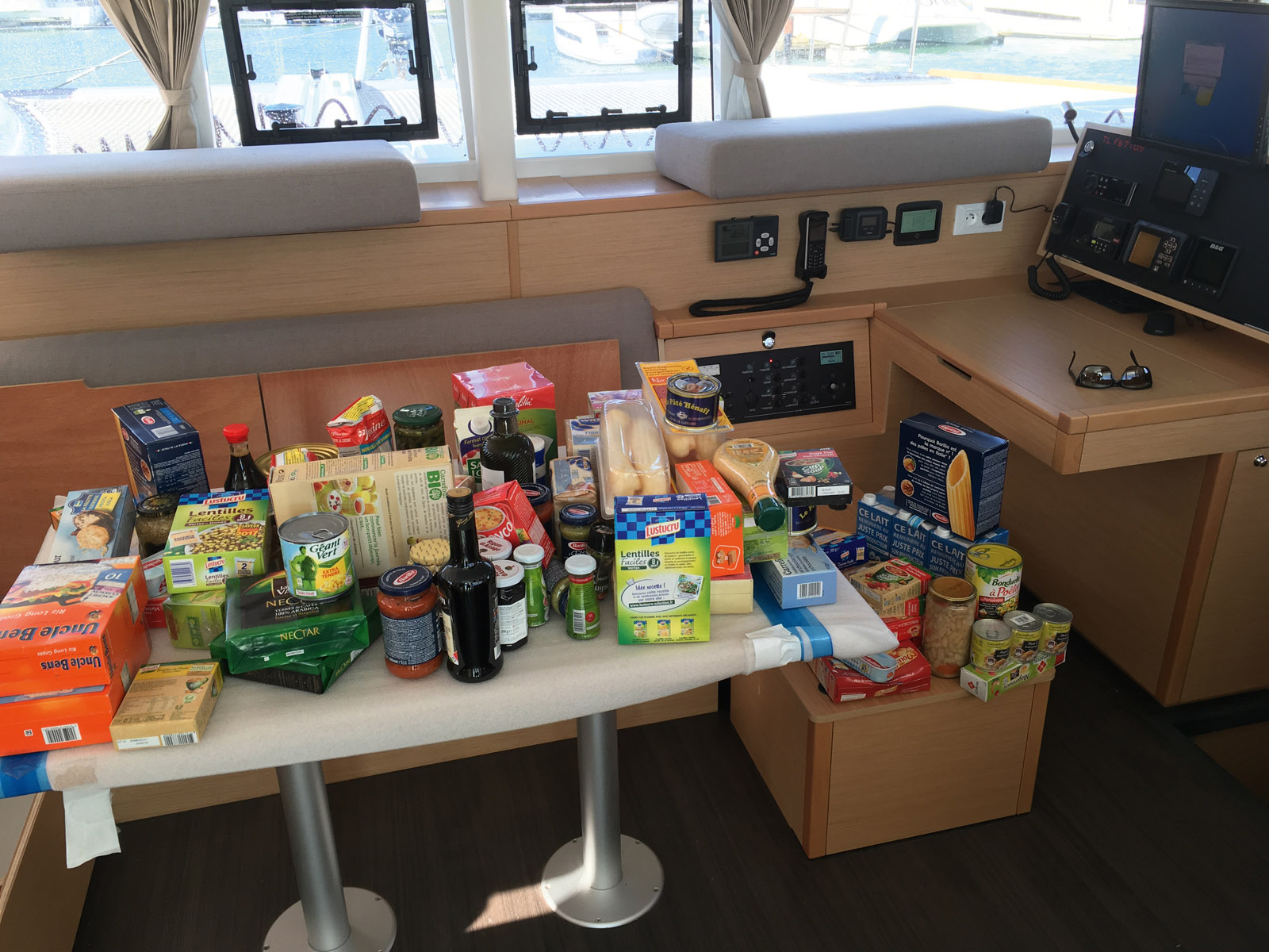 Avitaillement - Comment bien stocker les vivres à bord ? - Voyage ...