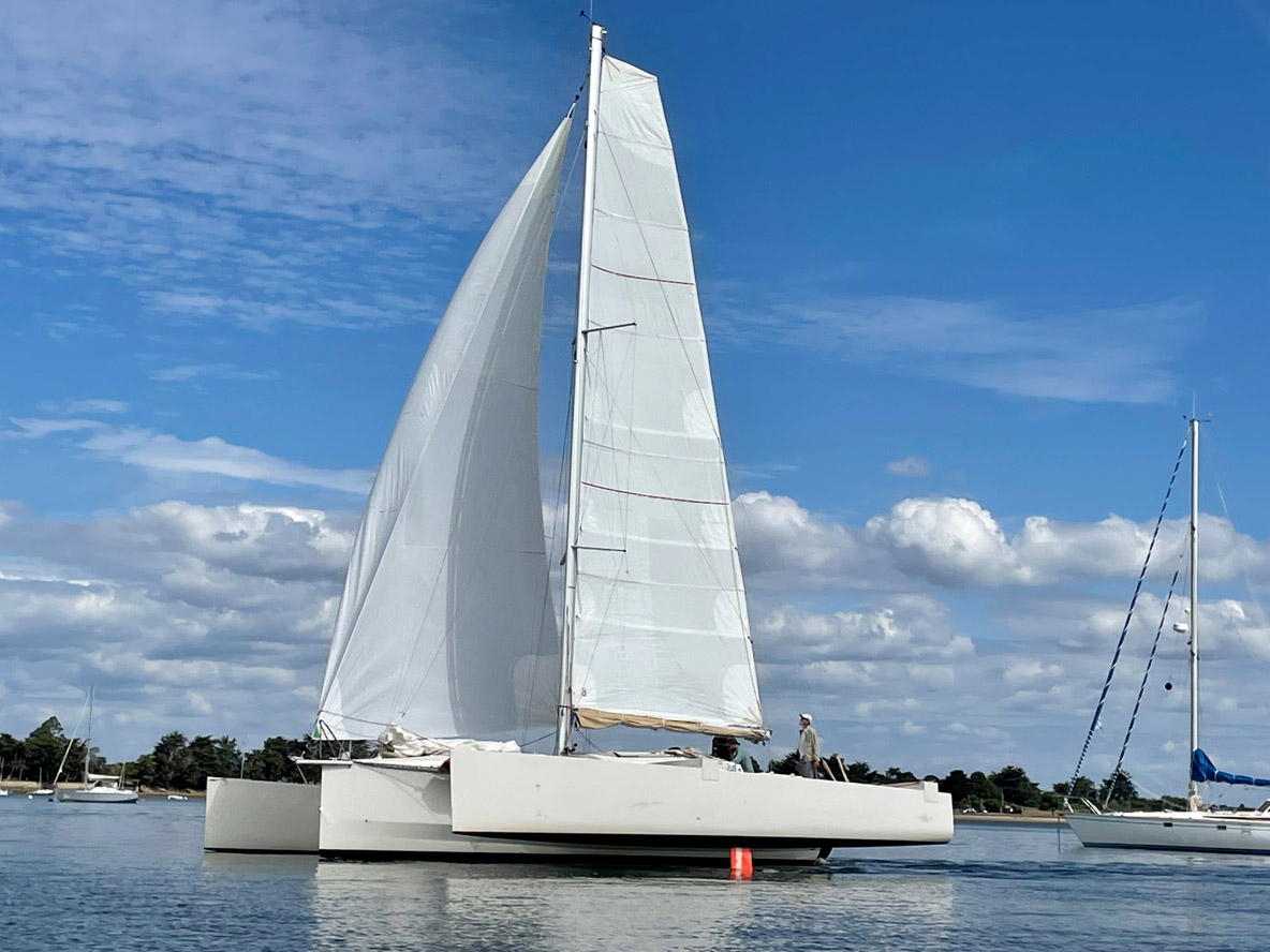 Location - Enfin un trimaran léger sur le marché ! - Location ...