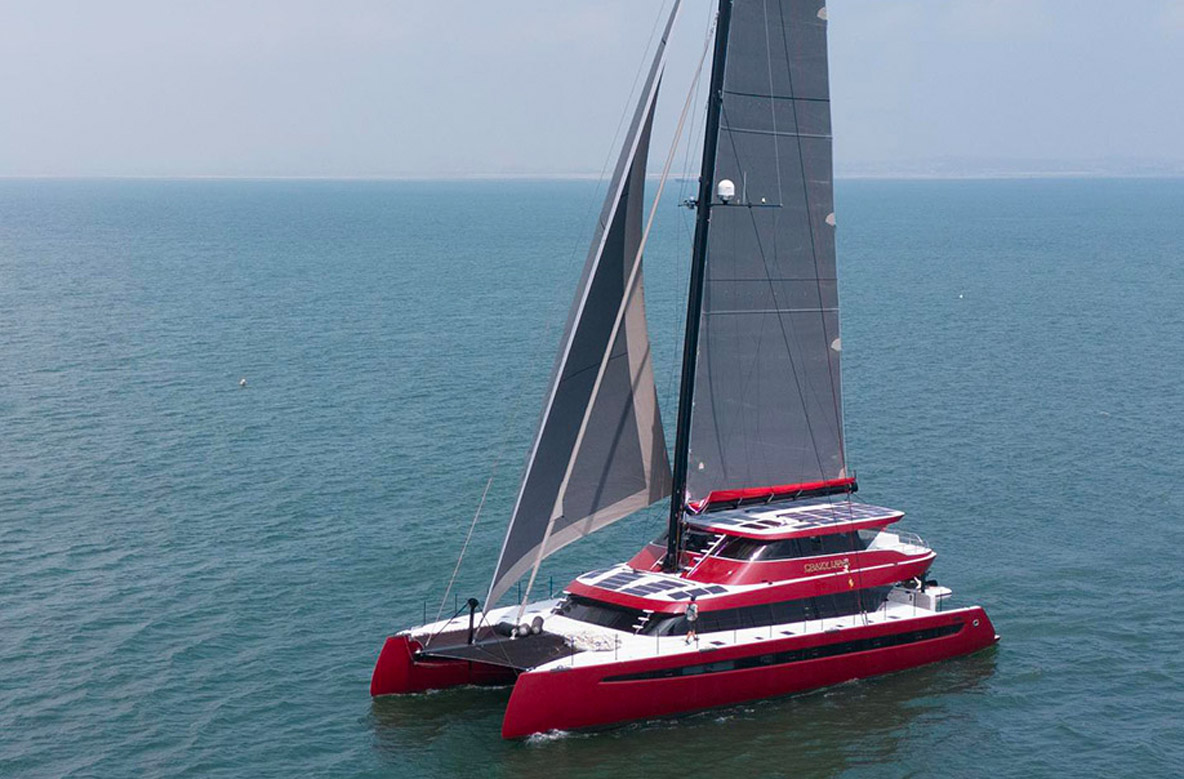 HH88 - Un flagship tout carbone - Catamaran - Multicoques Mag