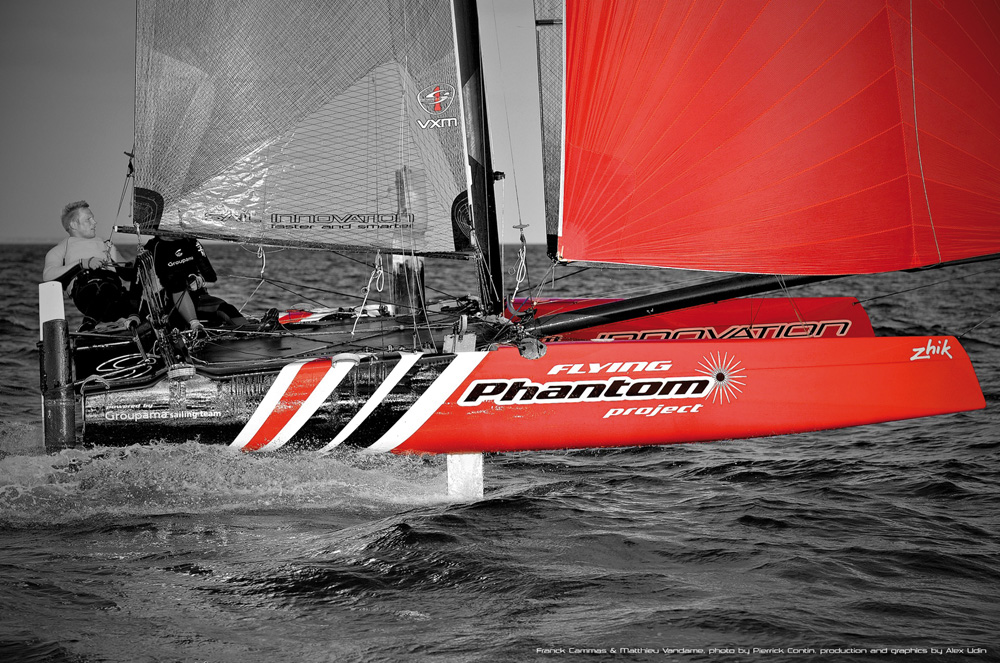 Catamaran Flying Phantom : volez au dessus des vagues... - - Catamaran ...