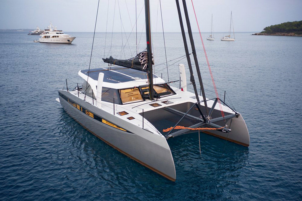 HH44 Sporting Cruiser - Visite guidée - Catamaran - Multicoques Mag