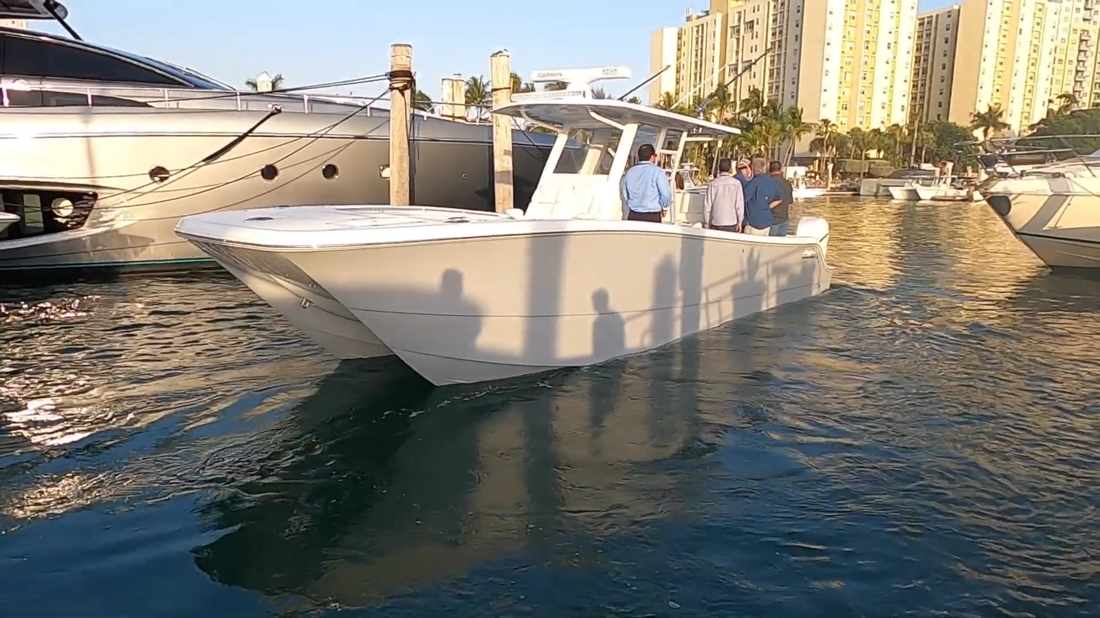 Invincible 33 - Teaser essai en mer - Multipower - Multicoques Mag
