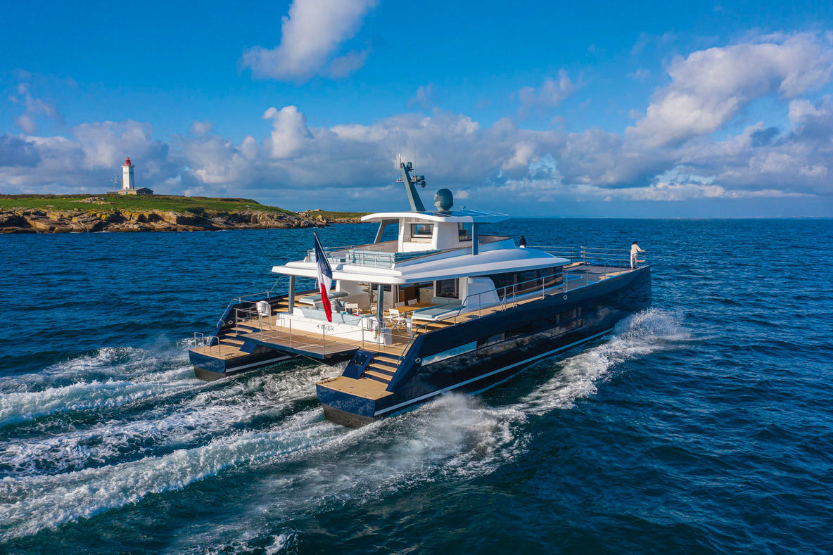 Long Island 78 Power - Teaser essai en mer - Multipower - Multicoques Mag