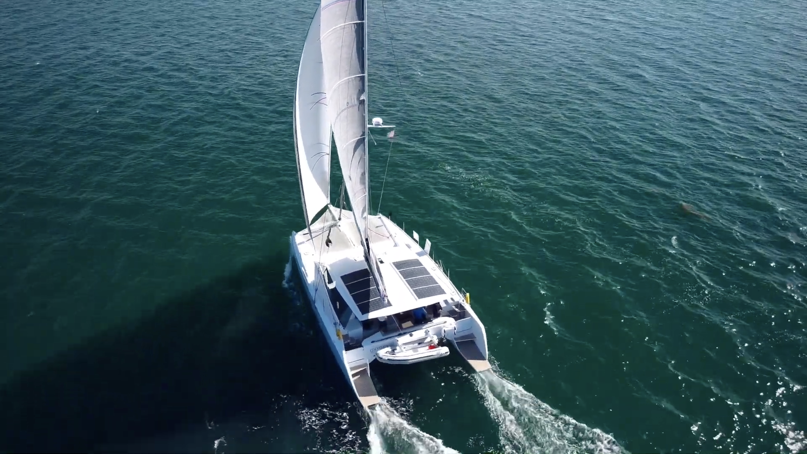 Ocean Renegade R5 - Teaser essai en mer - Catamaran - Multicoques Mag